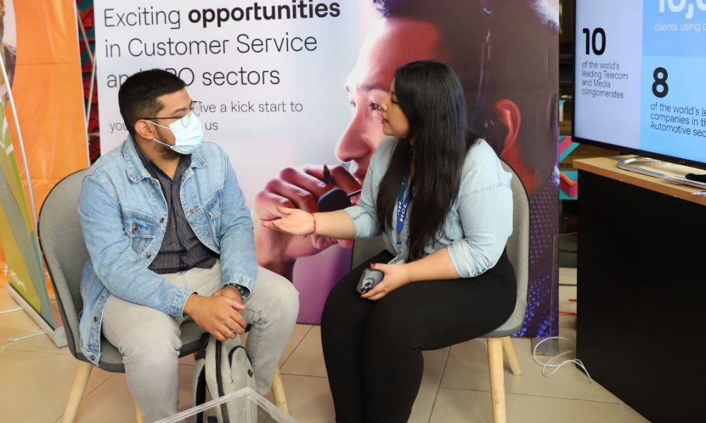 Sector De Contact Center Ofrecerá 200 Becas De Inglés